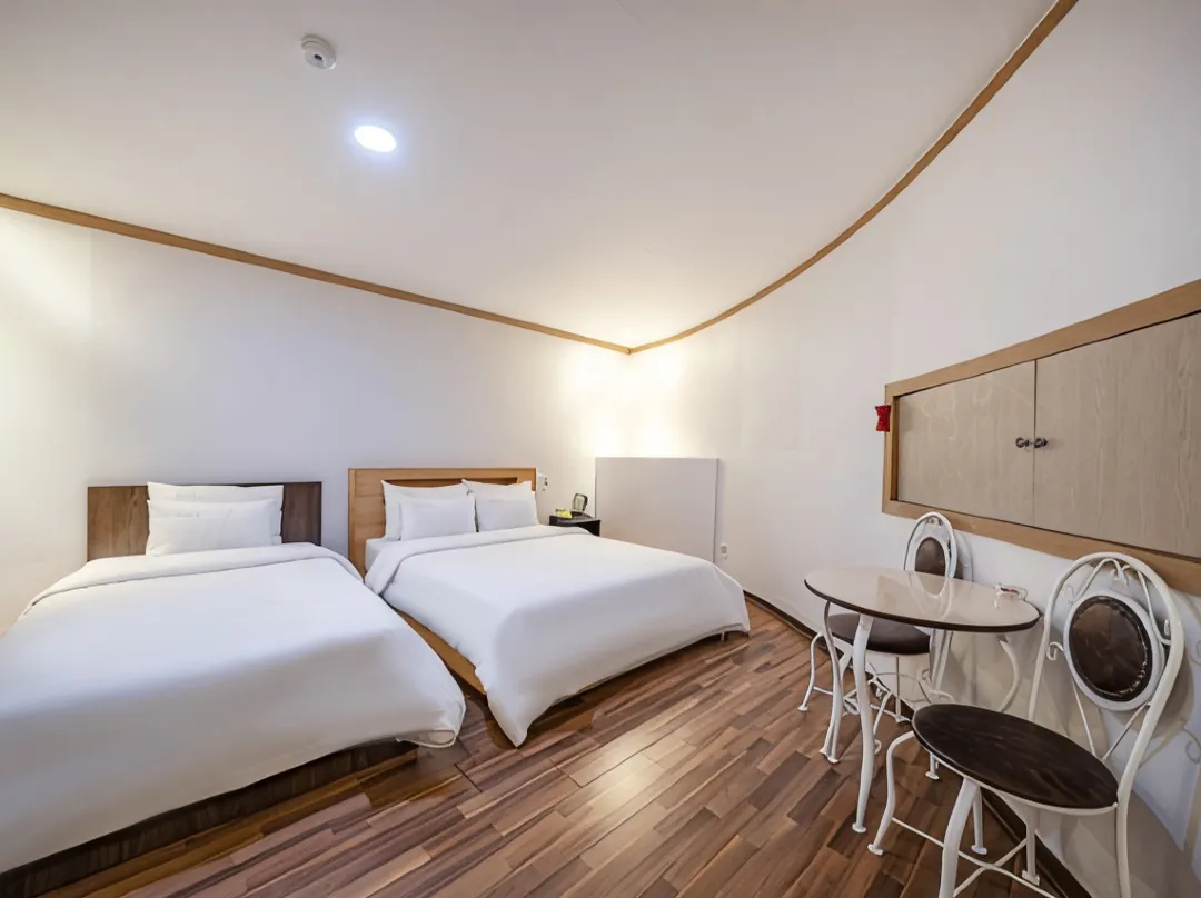 Gunsan L Hotel - Gunsan