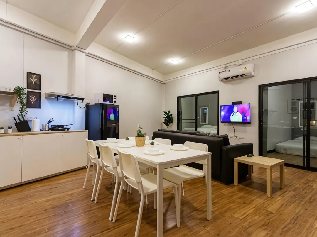 U3 Large 2 Bedroom Full Kitchen Near Bts Udomsuk - Phra Khanong