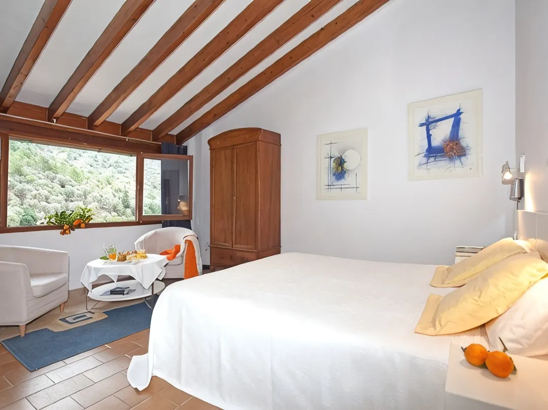 Fornalutx Petit Hotel - Bed & Breakfast - Majorca