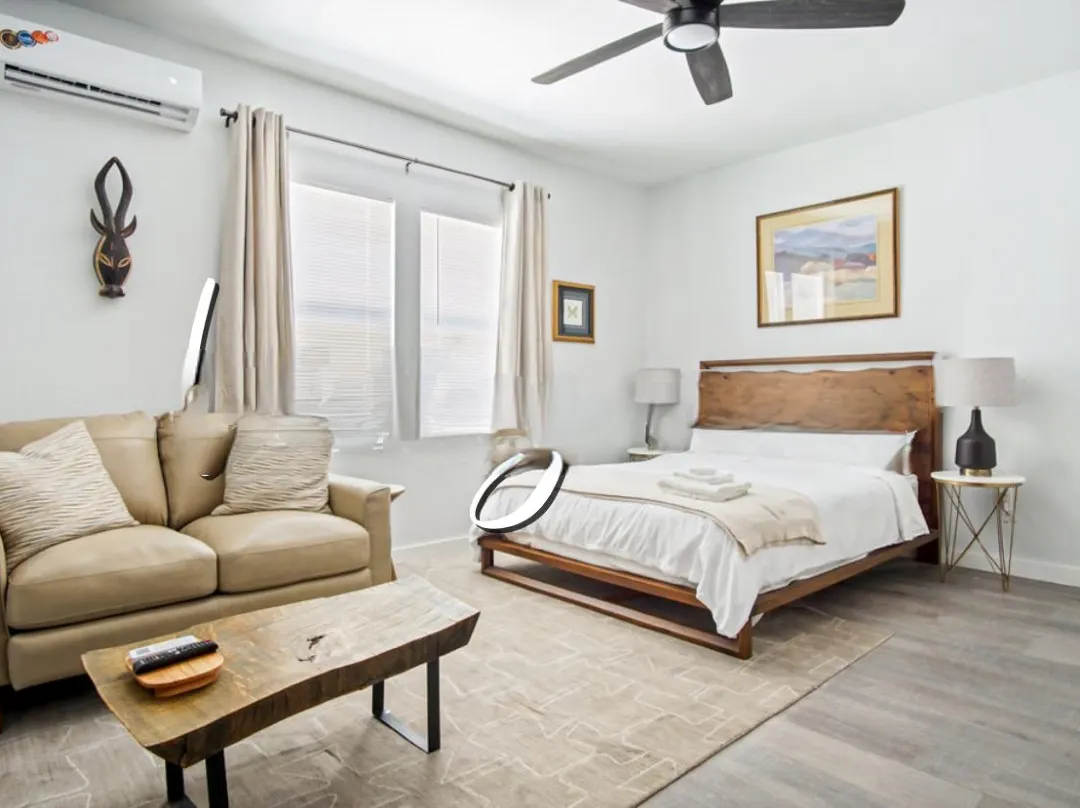 Stylish Sanctuary With Modern Amenities - Charming City Escape - Oklahoma City