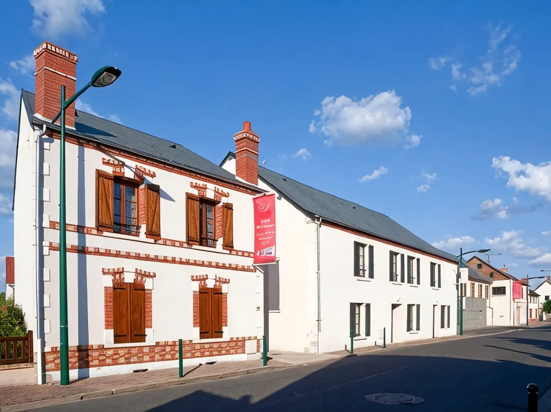 Logis Hôtel Terre De Loire - 셰르