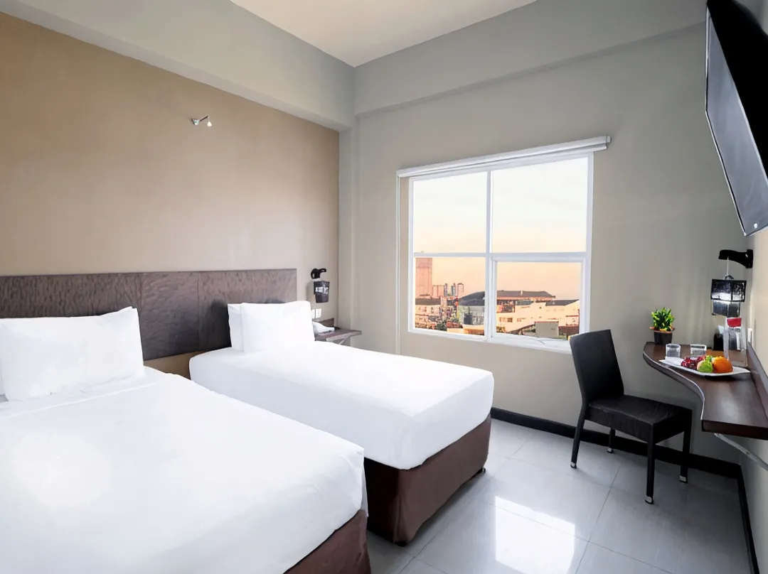 Tree Hotel Panakkukang Makassar By Life - Makassar