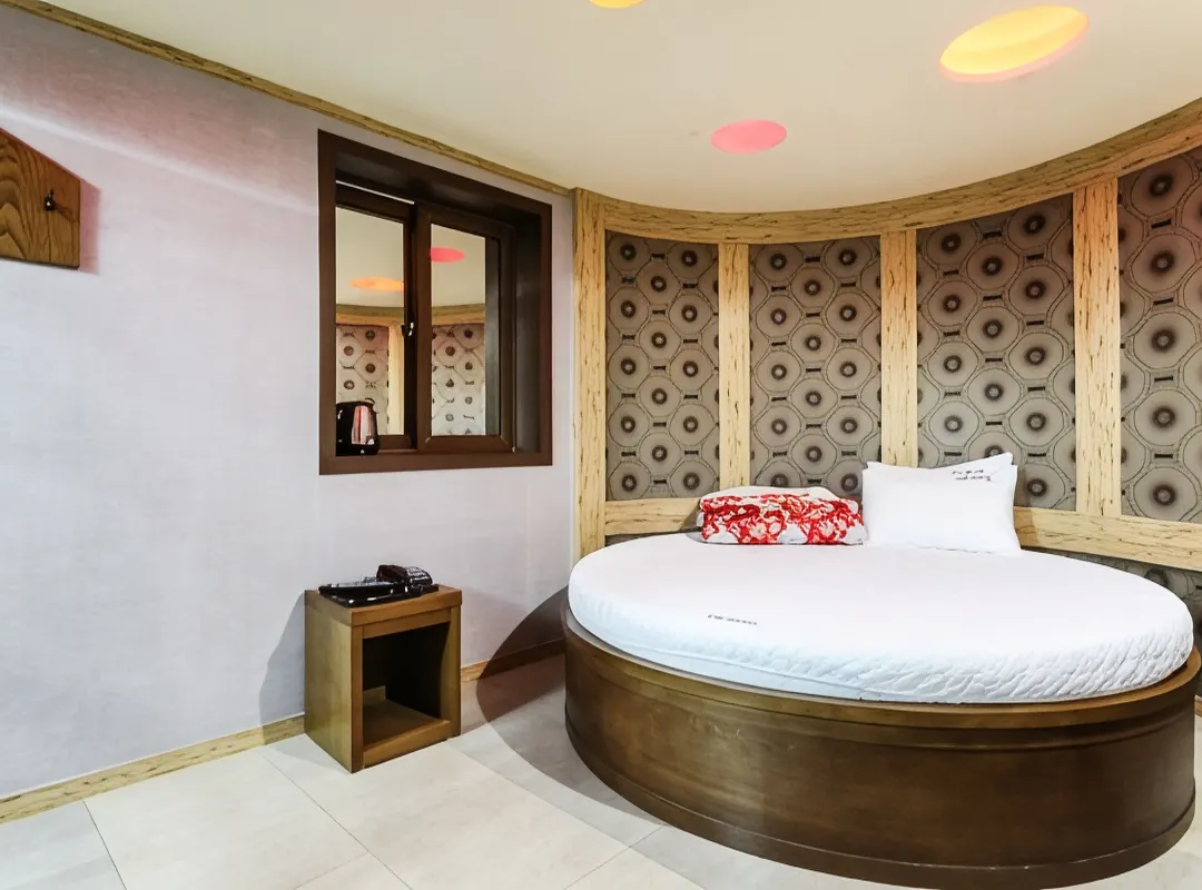 Jinju Rock Self Check-in Motel - Jinju-si