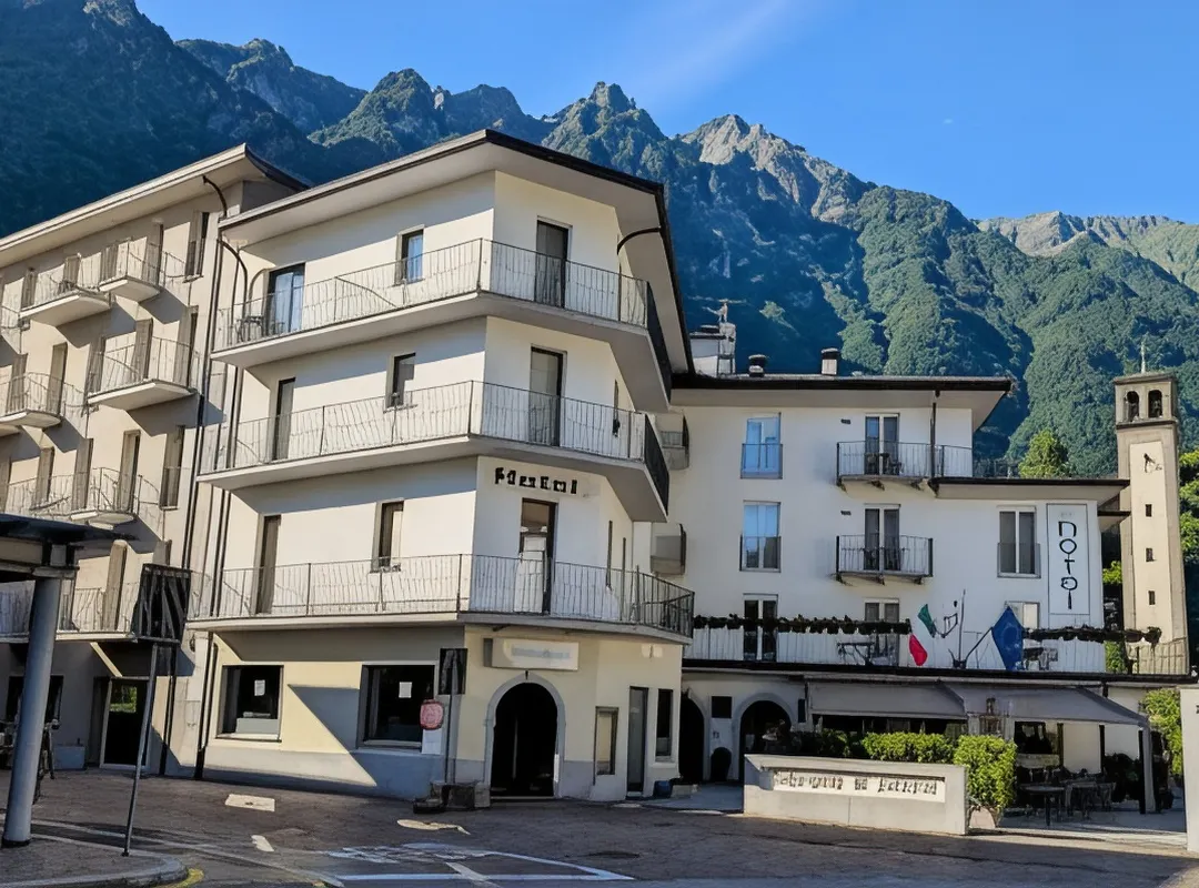 Hotel San Lorenzo Chiavenna - Chiavenna