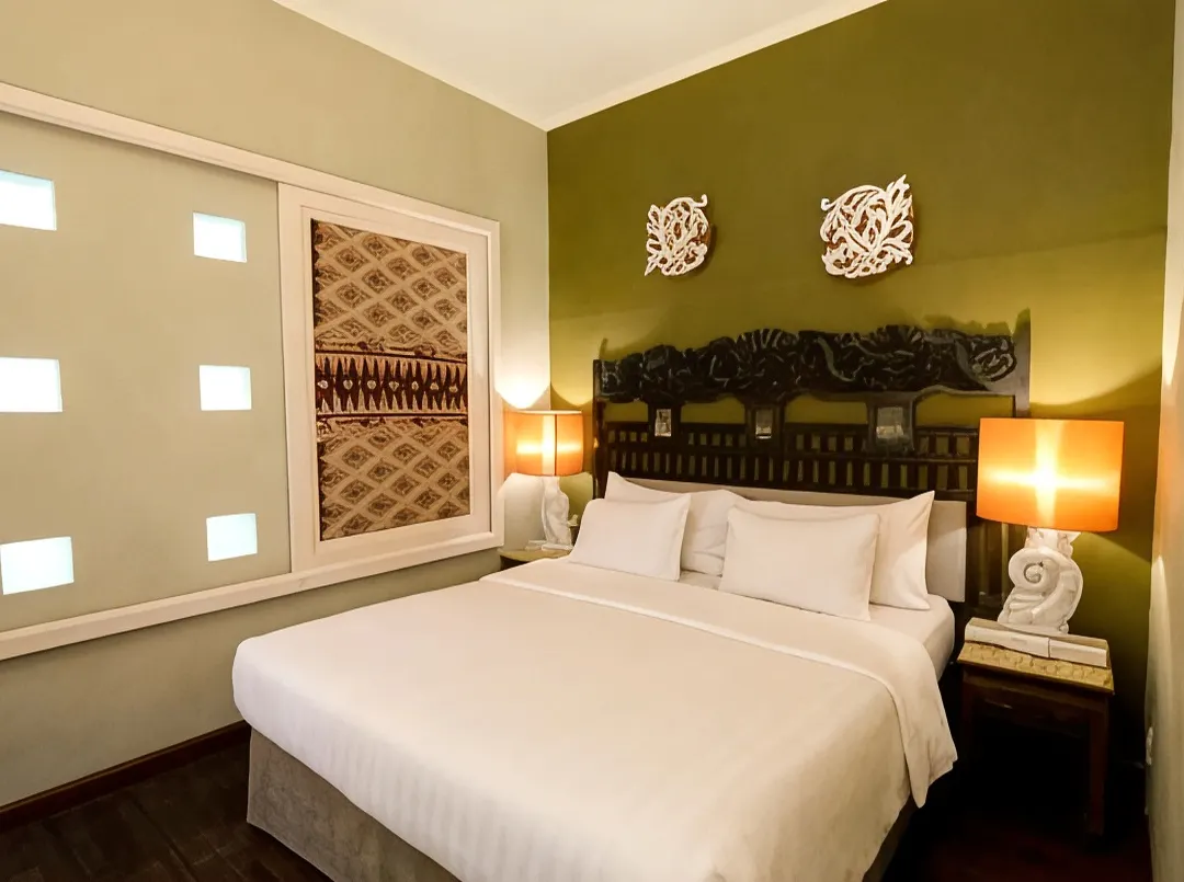Peneeda View Beach Hotel - Sanur