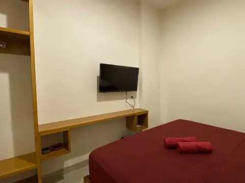 Oyo 90629 The Home Srengseng - West Jakarta