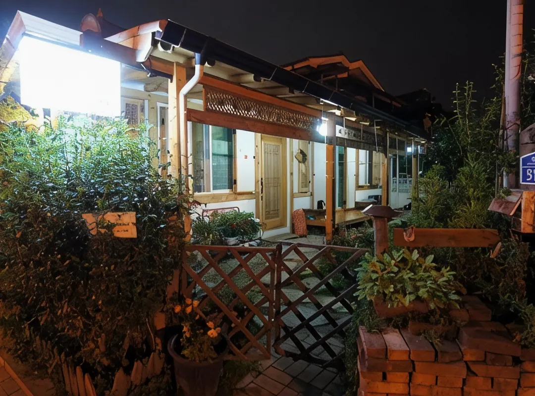 Jeonju Wild Flower Sarangchae Pension - Jeonju-si