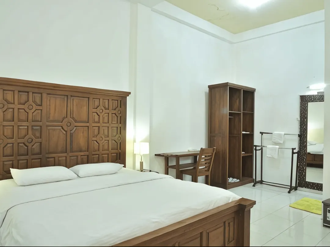 Hotel Family Nur - Sumenep