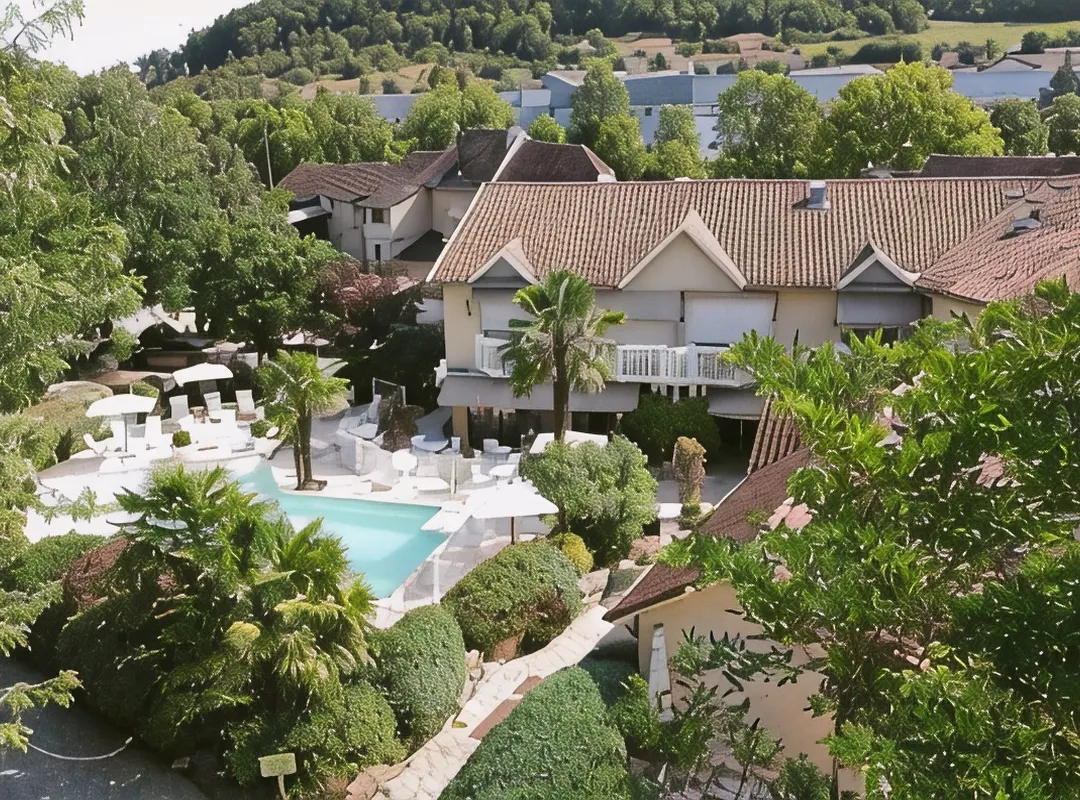 Logis Hôtel Restaurant Spa Le Relais De Farrou - Villefranche-de-Rouergue