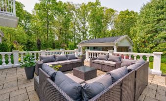 7 Bedrm House-Pool Open Now-Swim-up Bar, Grill, Pool Table, Fitness ...