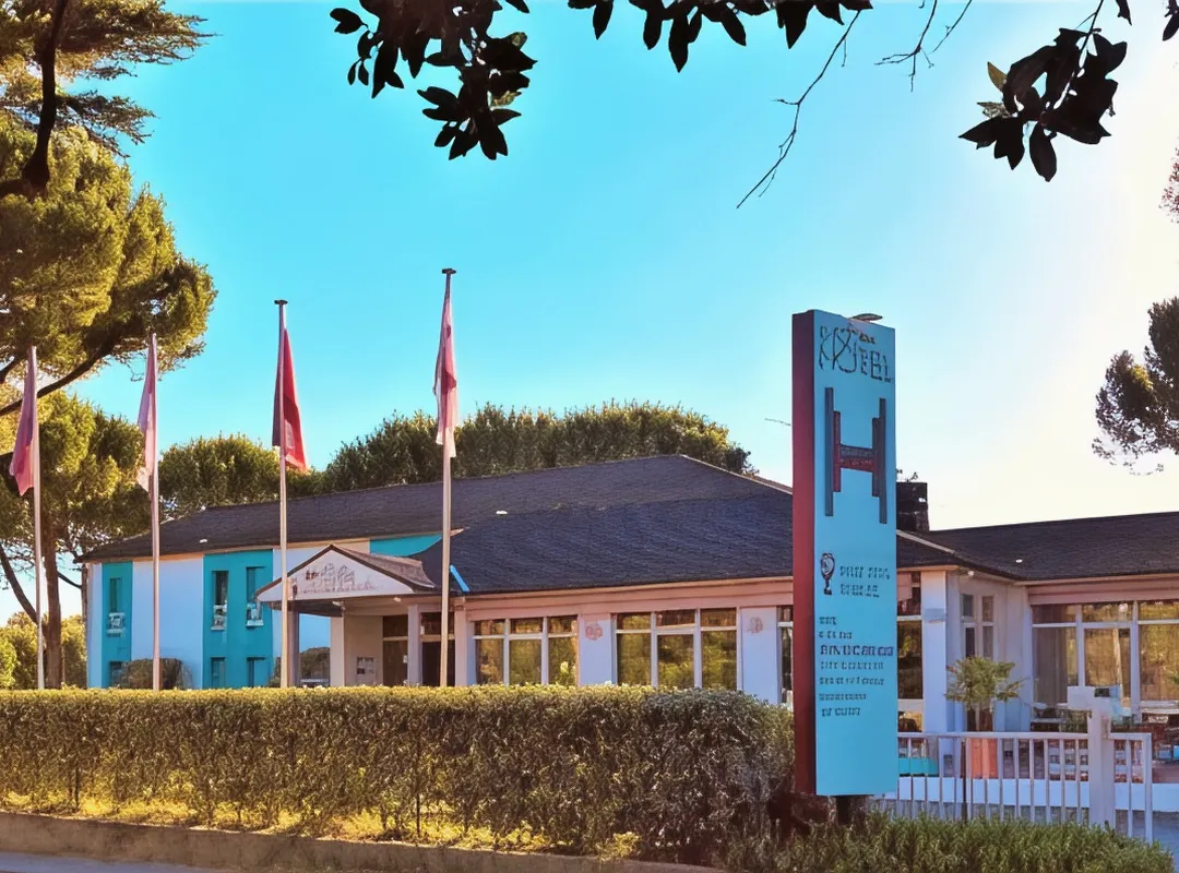 Halt Hotel - Choisissez L'hôtellerie Indépendante - Lattes