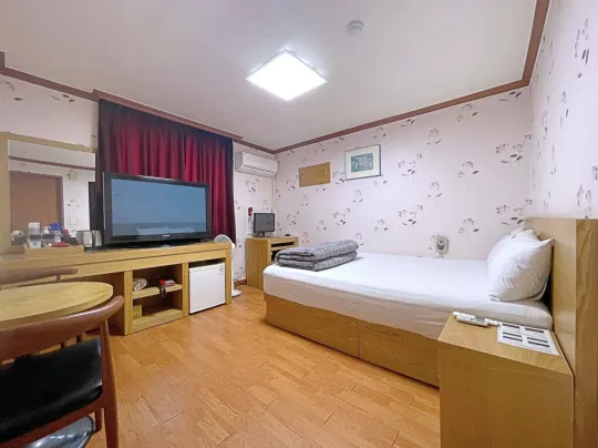 Mokpo Dongil - Mokpo