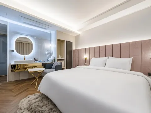 Munhyeon Signature Denbasta Hotel - Busan