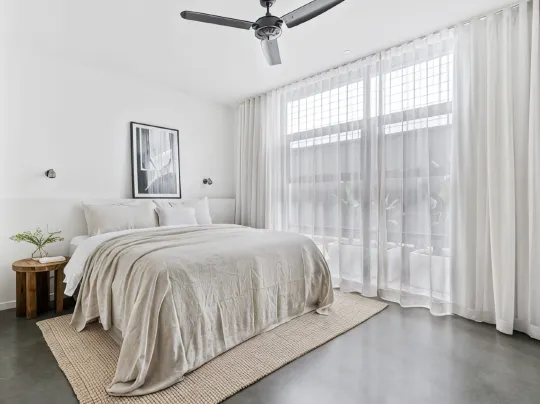 Maple On Albert, Berry - By Linnaeus Collection - South Coast