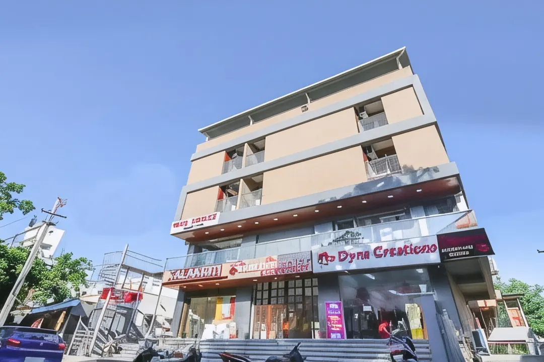 Hotel Nikanshvee Udaipur - Udaipur