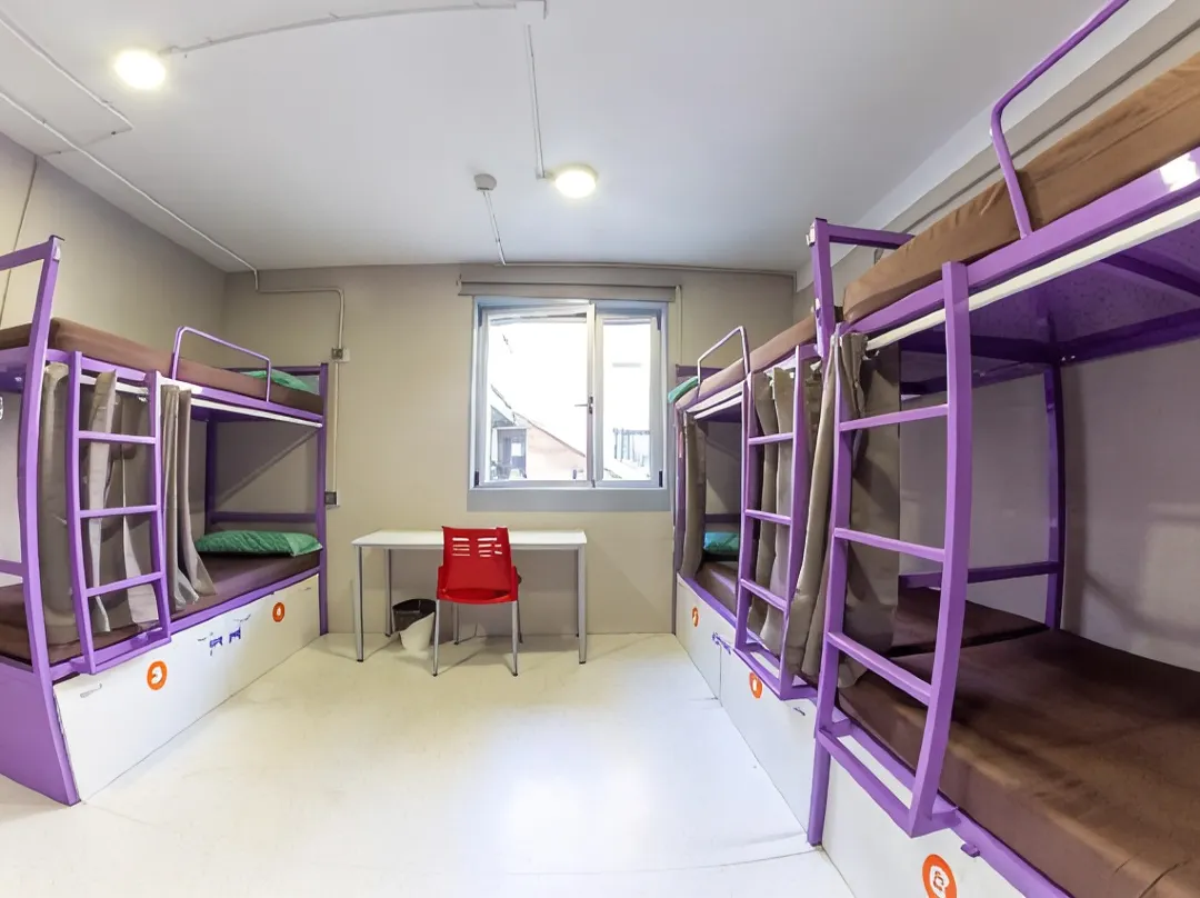 Scout Madrid Hostel - Madrid