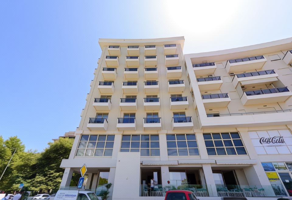 Navy Hotel,Vlore - Updated 2024 Reviews & Prices | Trip.com