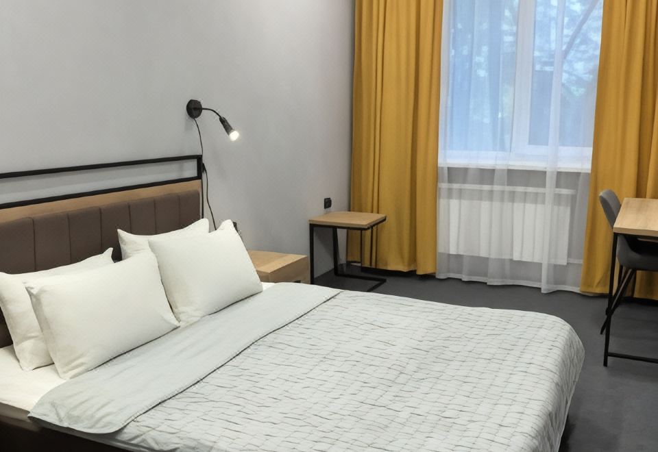 Gostinitsa Dekabrist na Lazebnogo Hotel, Chita - 2026 Prices & Reviews ...