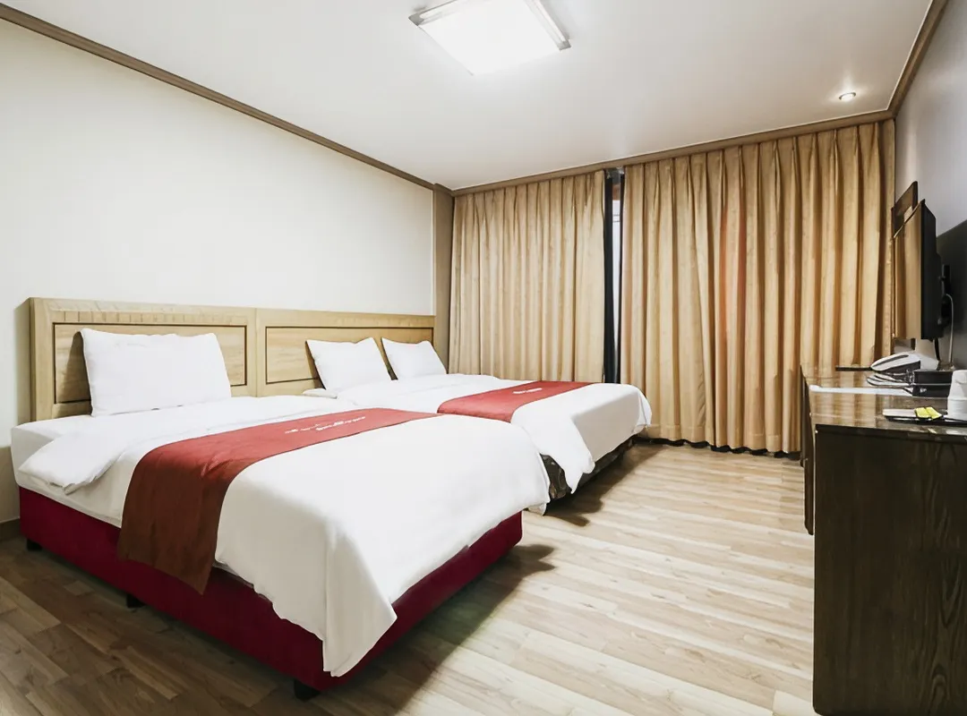 Ace Family Hotel - Andong