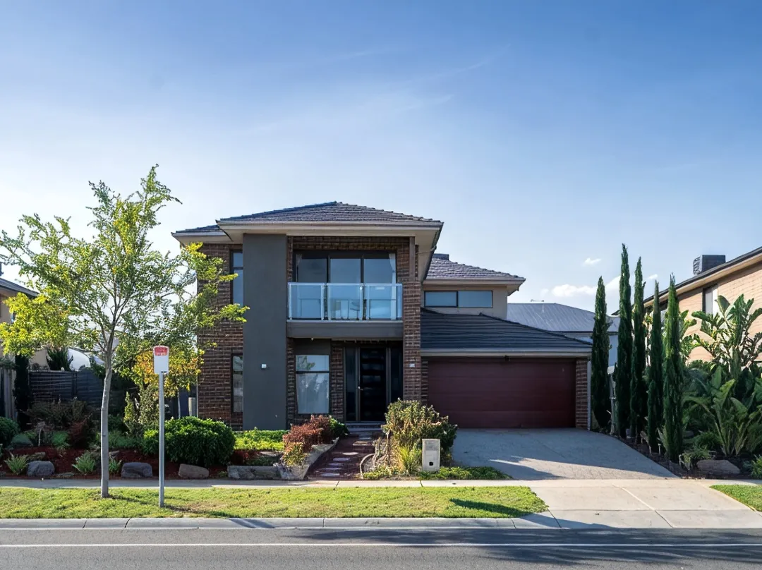 Lux Clyde North Super Spacious Retreat - Clyde North