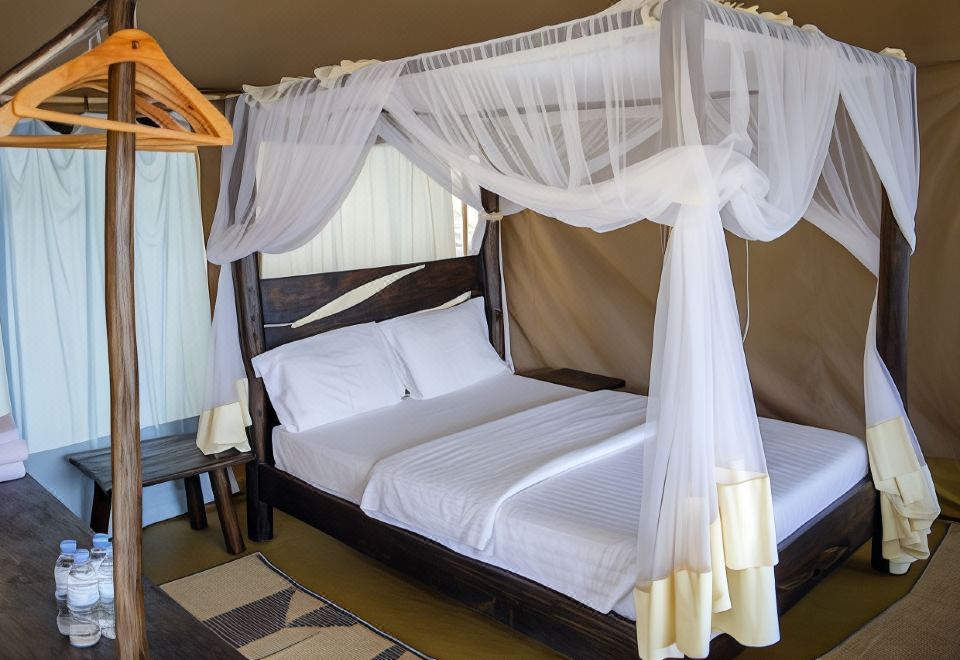 Room in Lodge - Find a Quiet Beach Resort at Rushel Kivu Resort ...