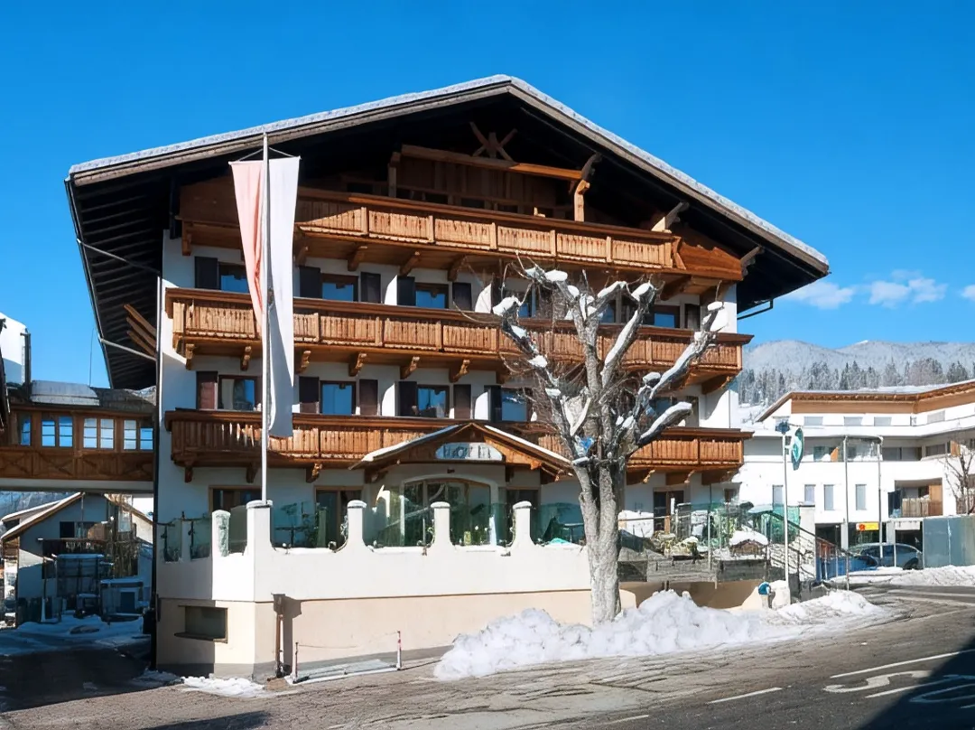 Hotel Goldene Rose - Welsberg-Taisten