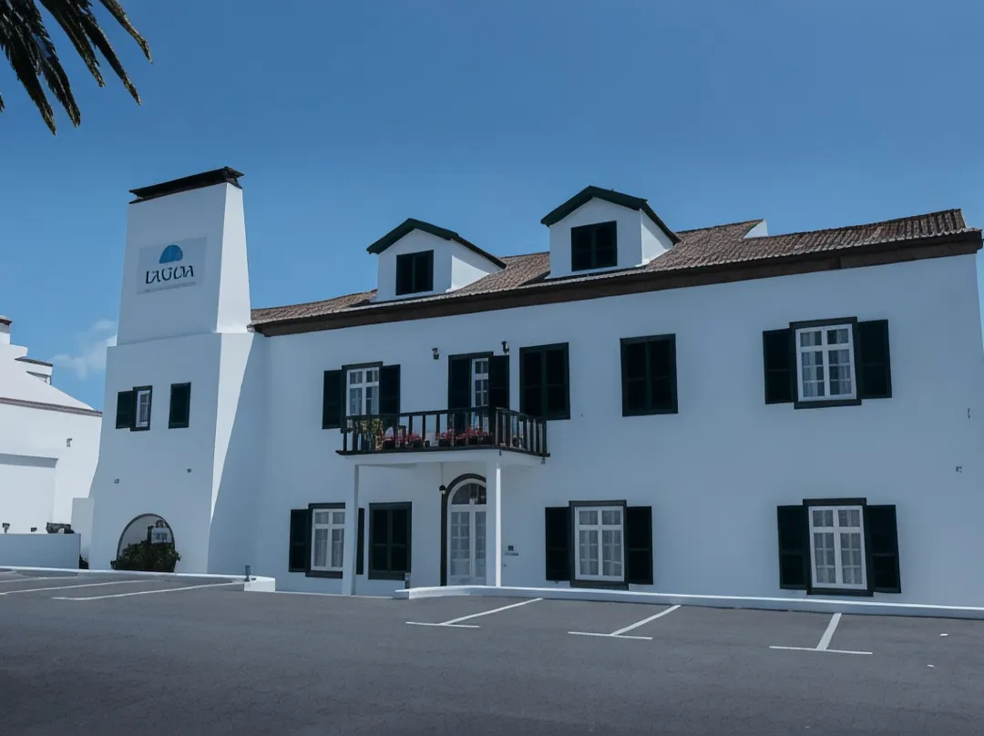 Lagoa Hostel & Suites - Açores