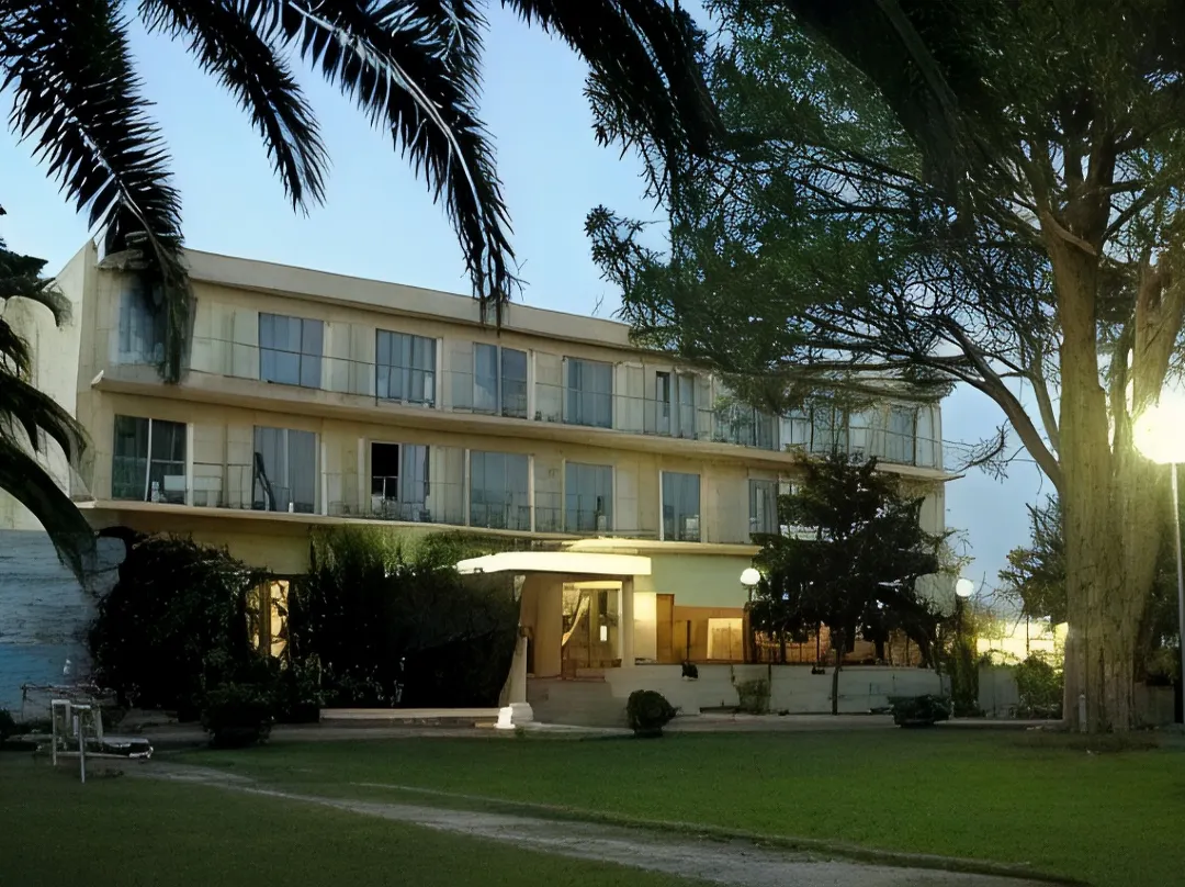 Hôtel Restaurant Spa La Madrague - Lucciana