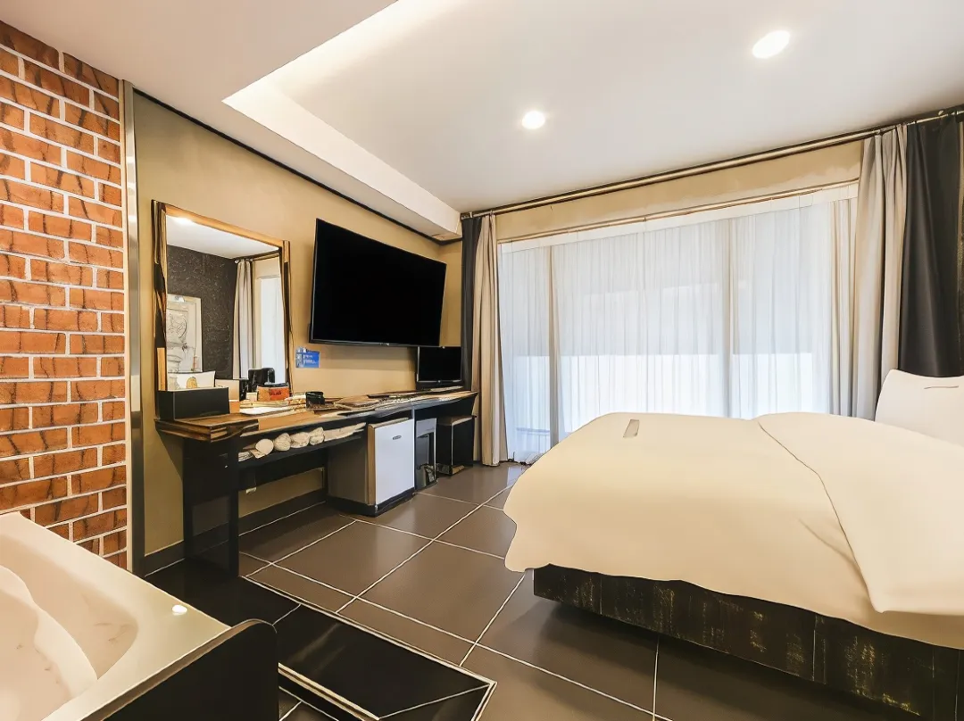Changyeong Moon Dot Self Check-in Motel - Daegu