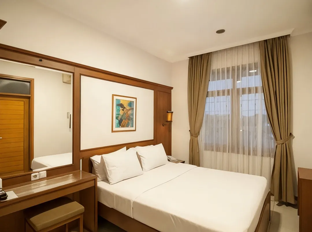 Corsica Hotel - Bandung
