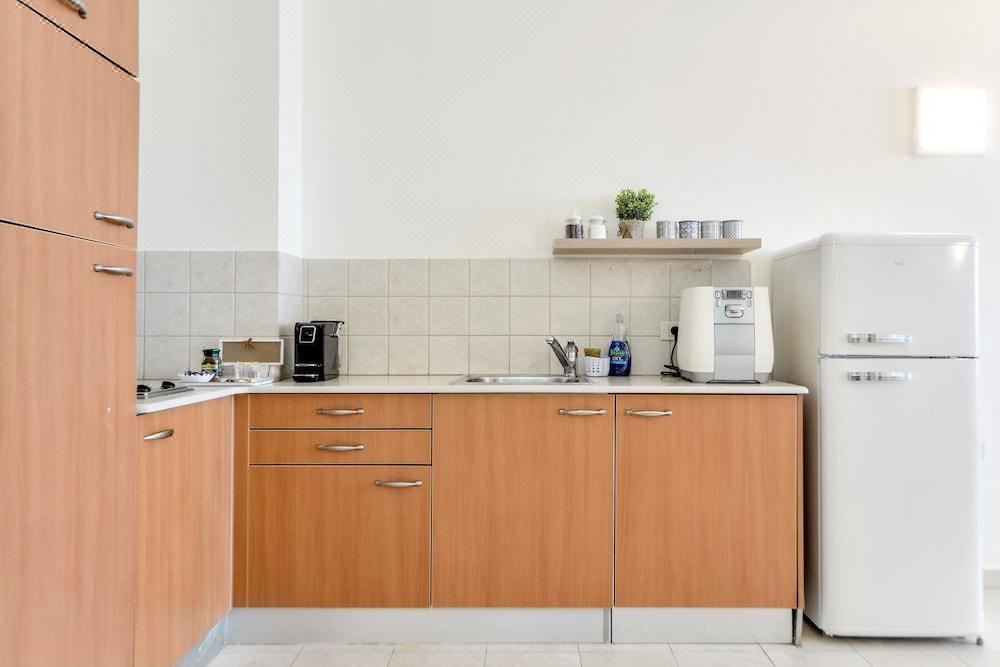 Spacious Sea View Apartment - Israel
