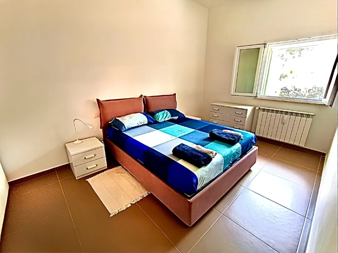 Arredamento Completo E Moderno, Un’oasi Di Verde A Due Passi Dalla Città. - Bari