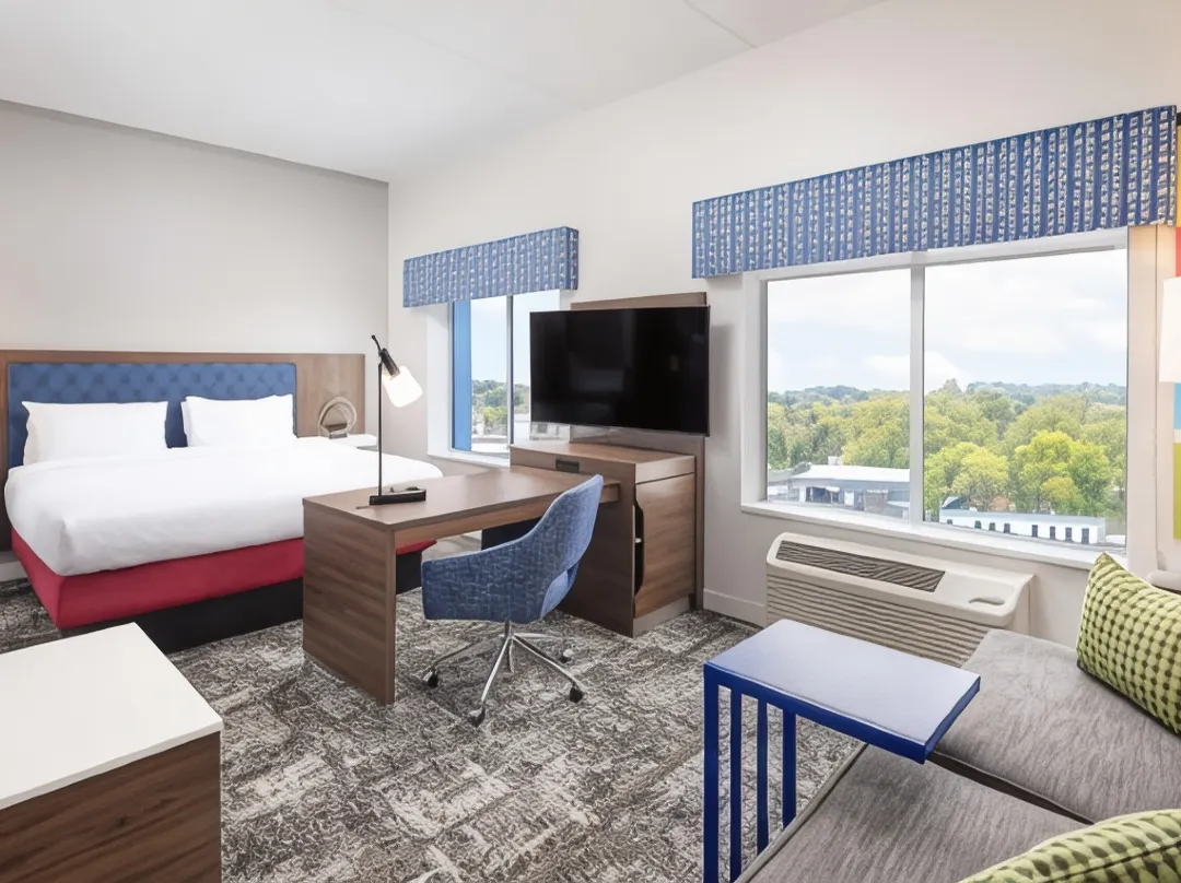 Hampton Inn & Suites By Hilton Rochester Downtown - Greece, NY