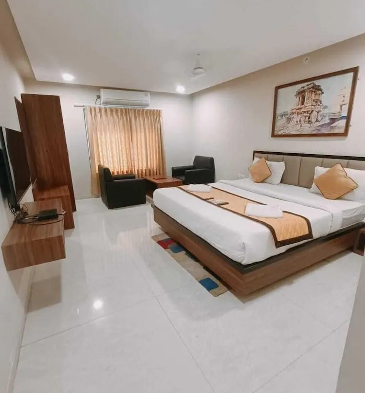 Vov Hotels Vijayapura - Bijapur