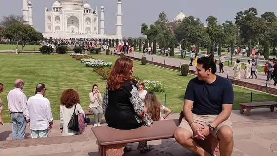 Same Day Agra/Taj Mahal Tour from Delhi : All Inclusive | Trip.com