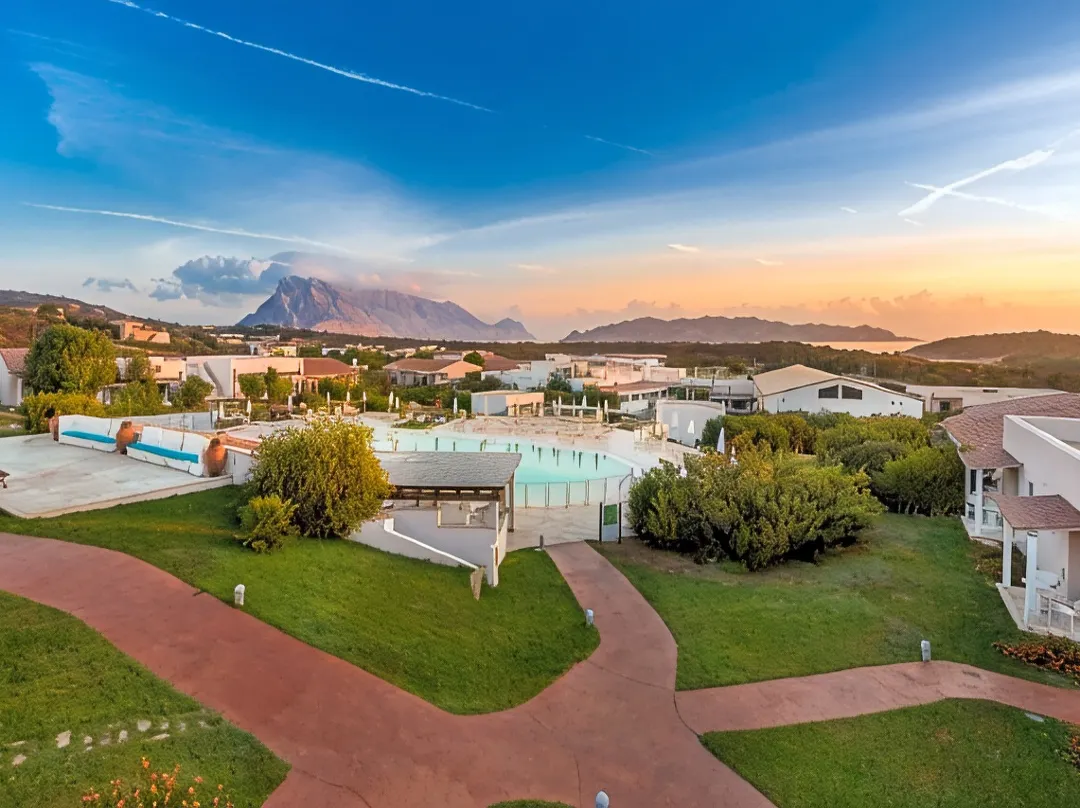 Grande Baia Resort & Spa - Sardinia Island
