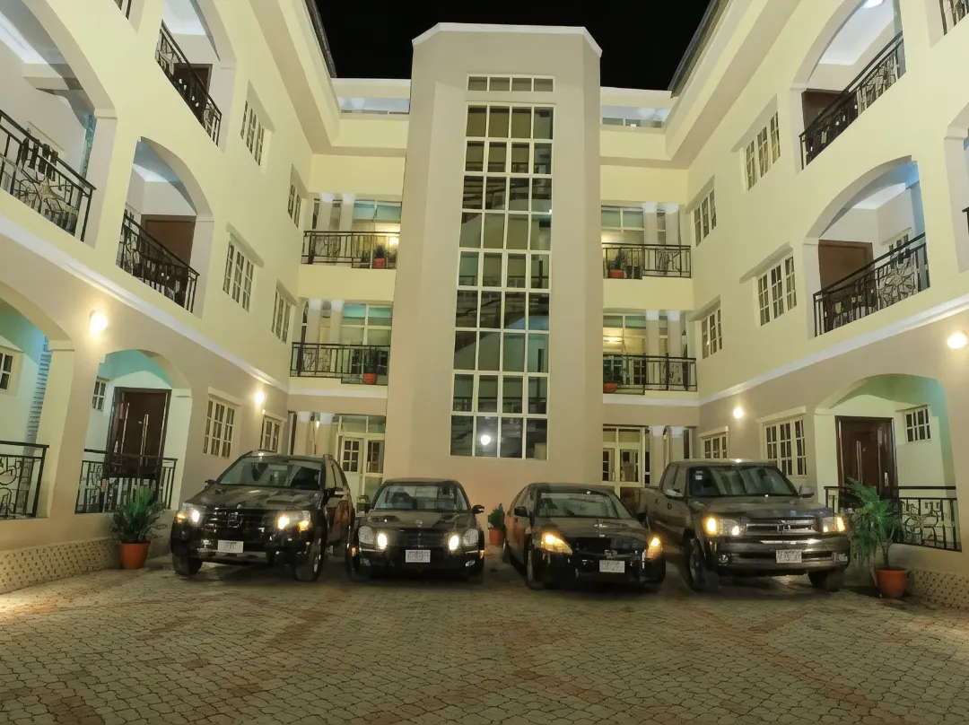 Apartment Royale Hotel - Guest Room - Lagos, Nigeria
