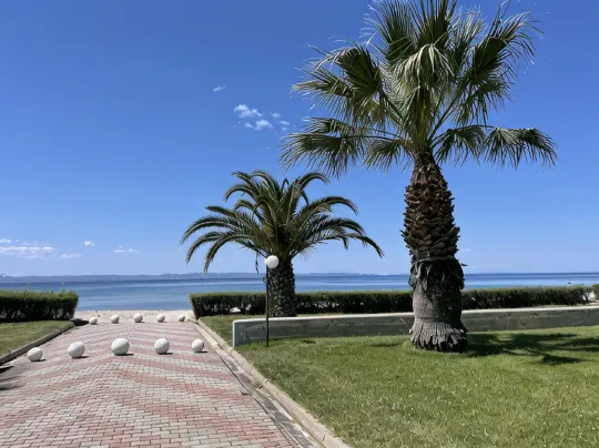 Cozy Beachfront Maisonette Offers Panoramic Views Of Sea! - Halkidiki