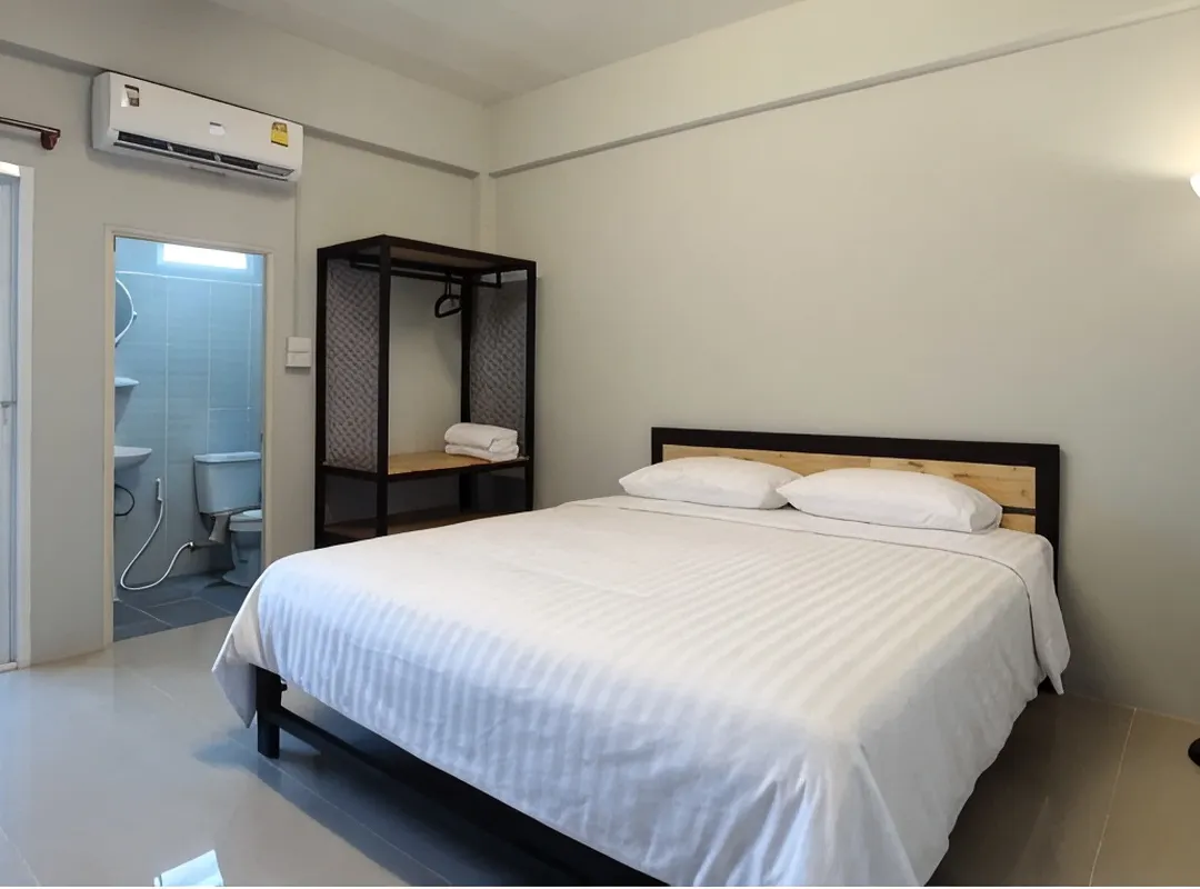 Pattanan Hotel - Mueang Si Sa Ket District