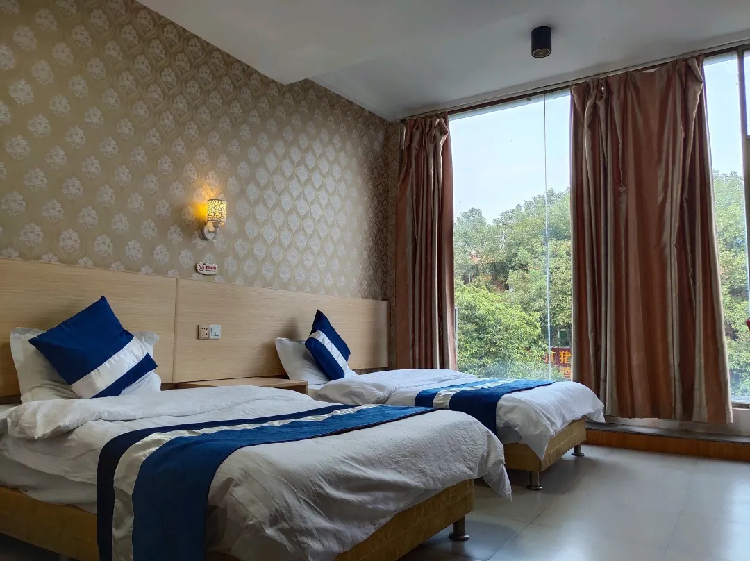 Jinfeng Hotel - Ganzhou