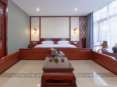 Zhangjiajie Yixiang Theme Hotel ) - Zhangjiajie