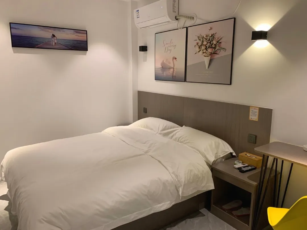 Hebi Fenglinwan Hotel - Hebi