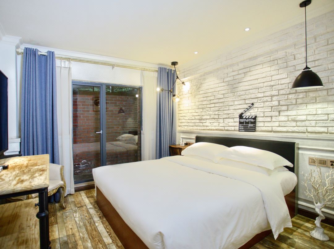 Olive Commune 1911 French Garden Hotel - Kunming