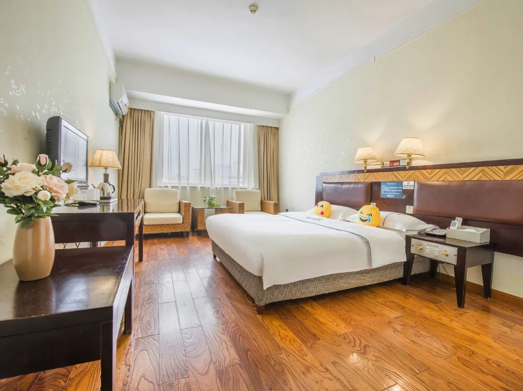 Boutique Holiday Hotel ) - Beihai