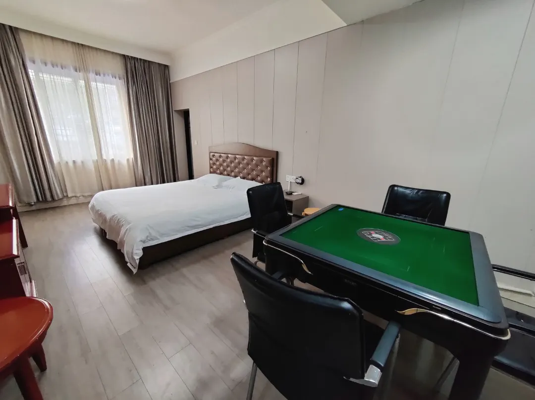 Jingmen Mingren Hotel - Jingmen