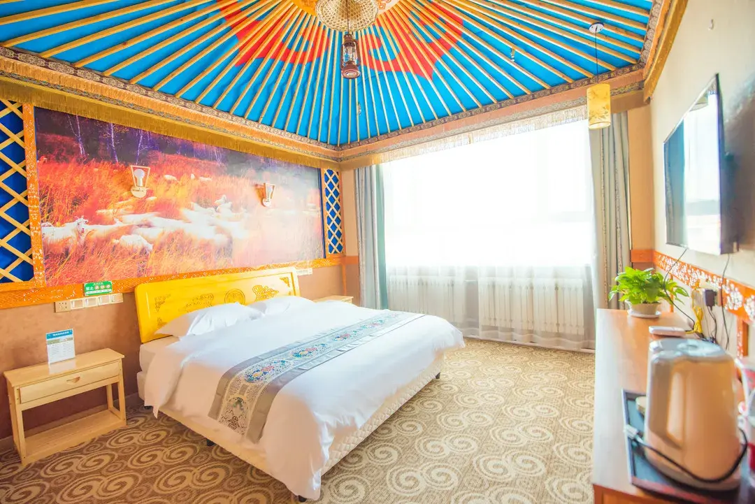 Sixty Six Yurts Hotel - Hulunbuir