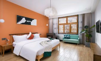 Dengfenglai Chinese Inn (Furongzhen Great Waterfall)(等风来客栈（芙蓉镇大瀑布店）) 후기 및 특가 예약 - 융순 호텔 추천 | 트립닷컴