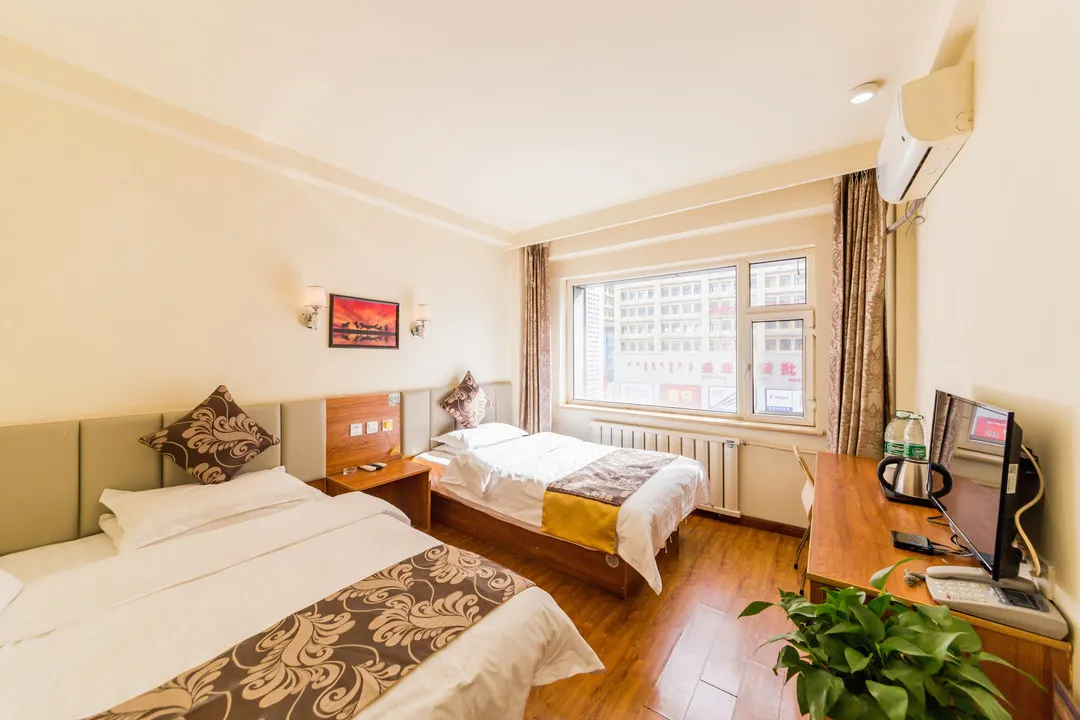 Lutong Hotel - Hohhot