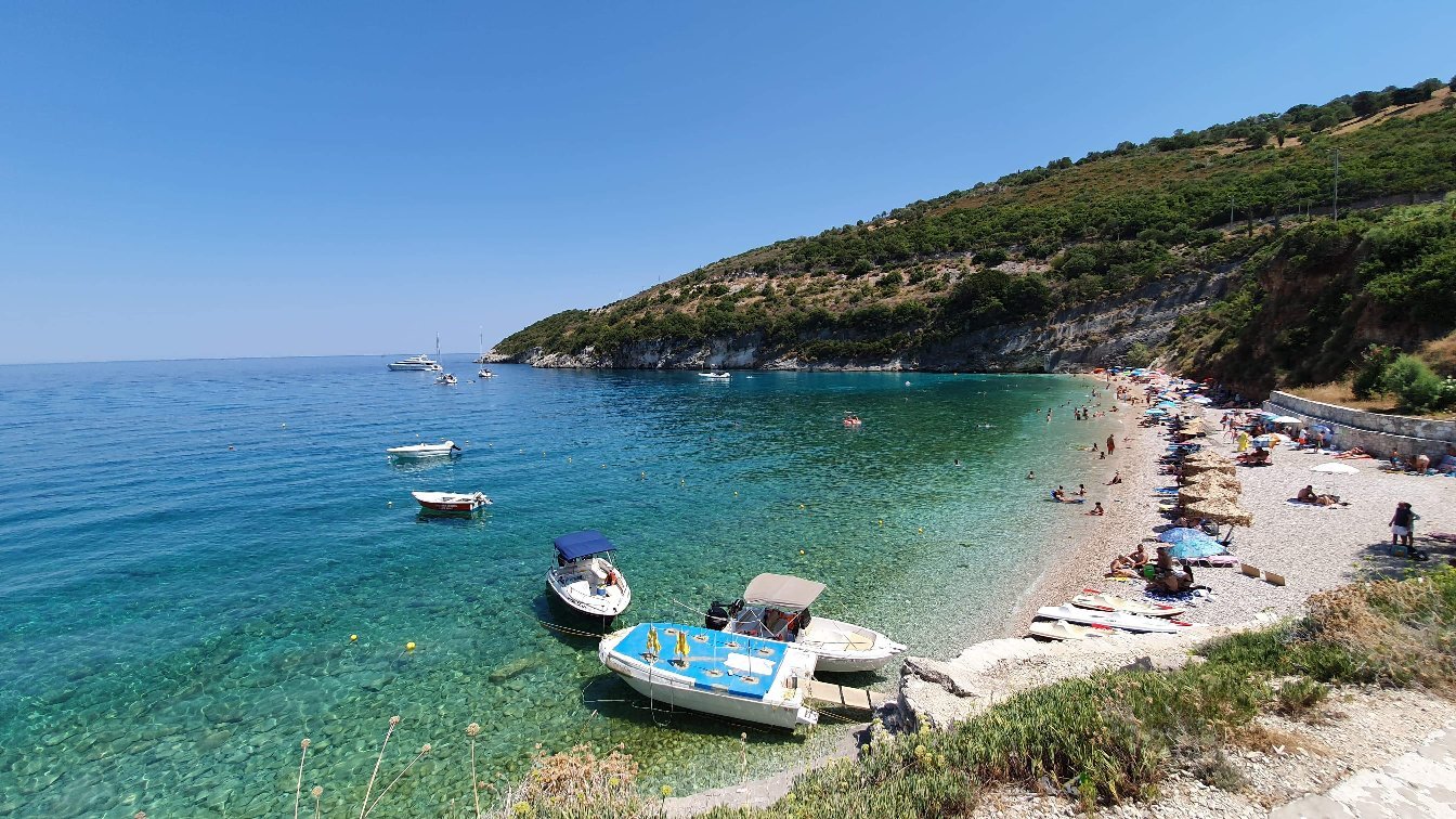 Makris Gialos Beach Tickets [2025] - Promos, Prices, Reviews & Opening ...