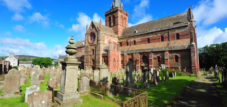 Kirkwall Travel Guide 2026: Top Attractions, Things to do & Itinerary ...